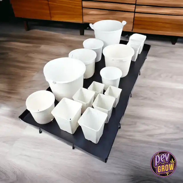 Achetez un Roll Tray sur mesure [Prix au mètre] chez Pevgrow